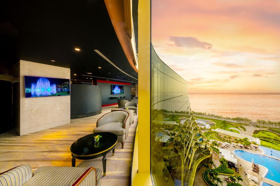 Enjoy an executive escape at the Forbes 5-Star Okada Manila’s Executive ...